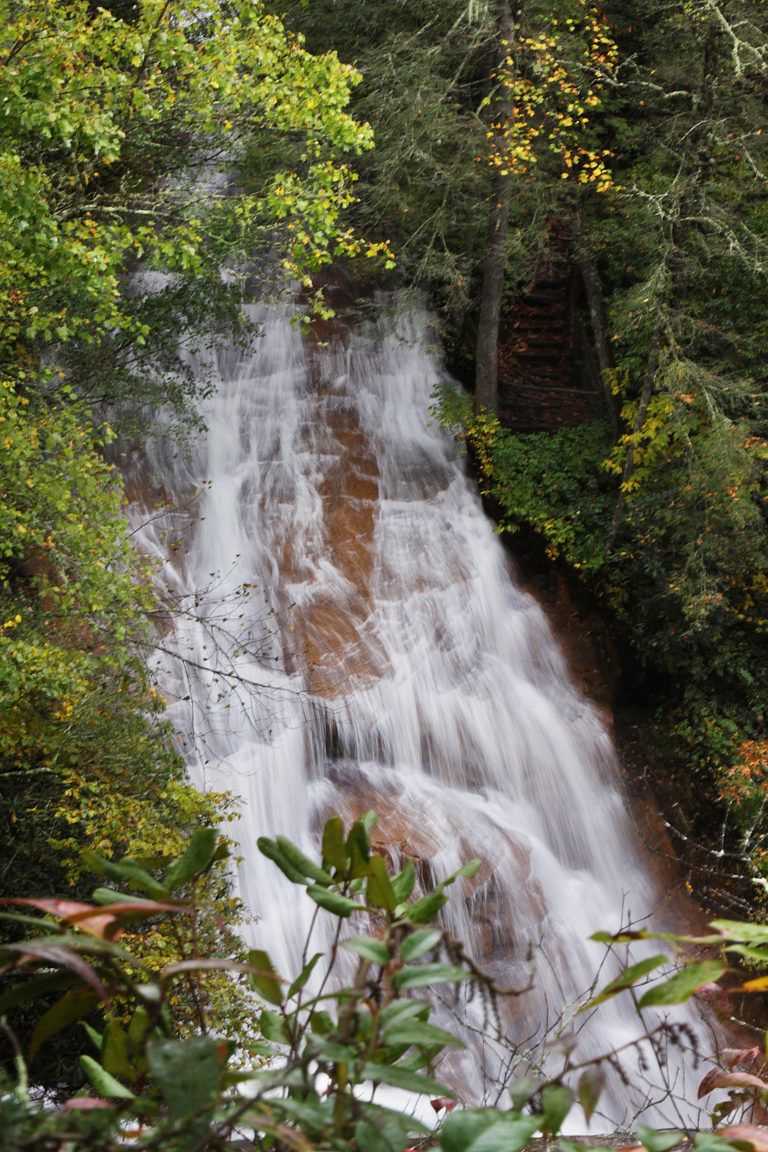 Sample – Southeast Waterfall & Hiking Guide