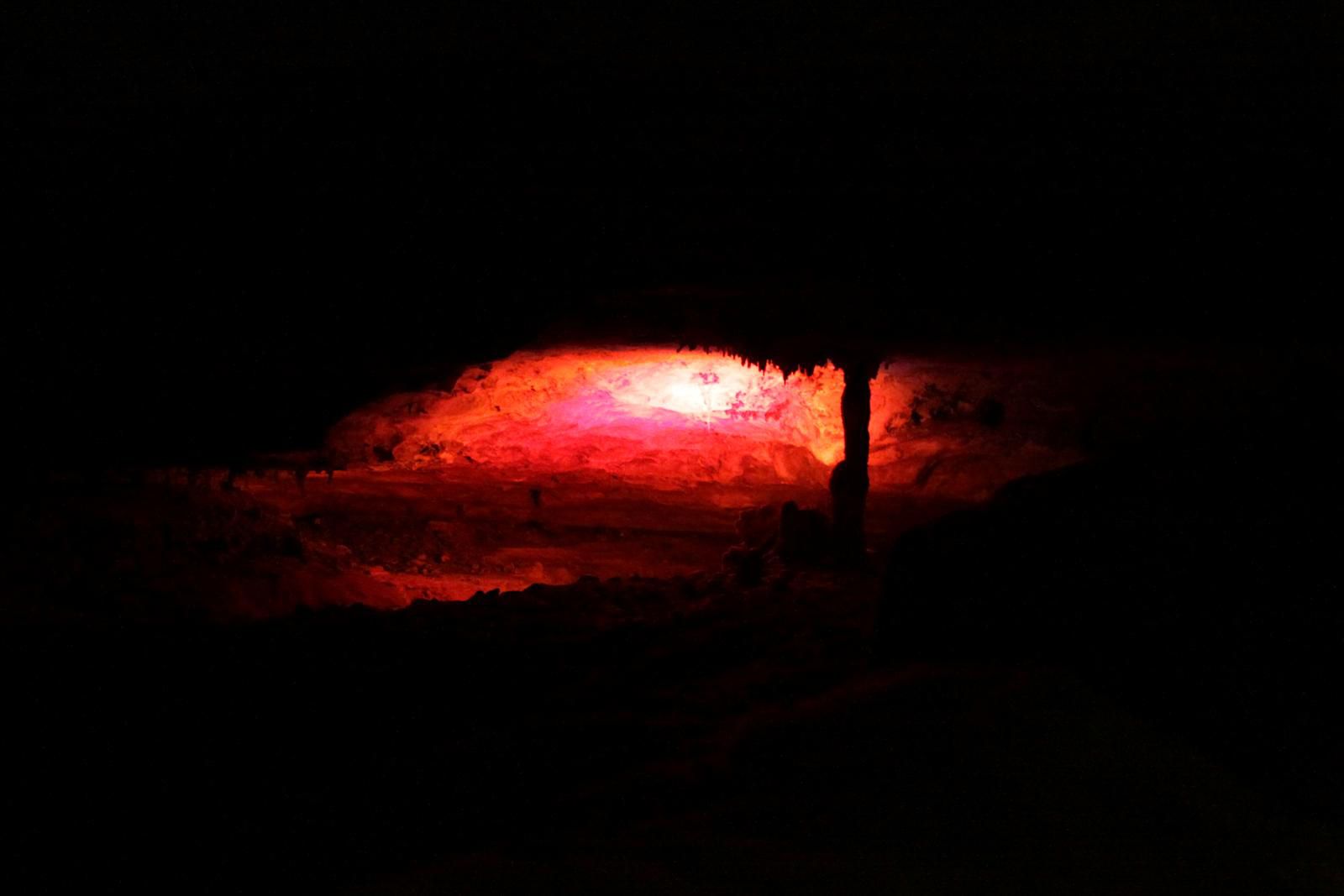 Ruby Falls – Southeast Waterfall & Hiking Guide