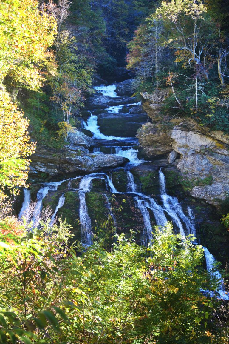 Cullasaja Falls – Southeast Waterfall & Hiking Guide