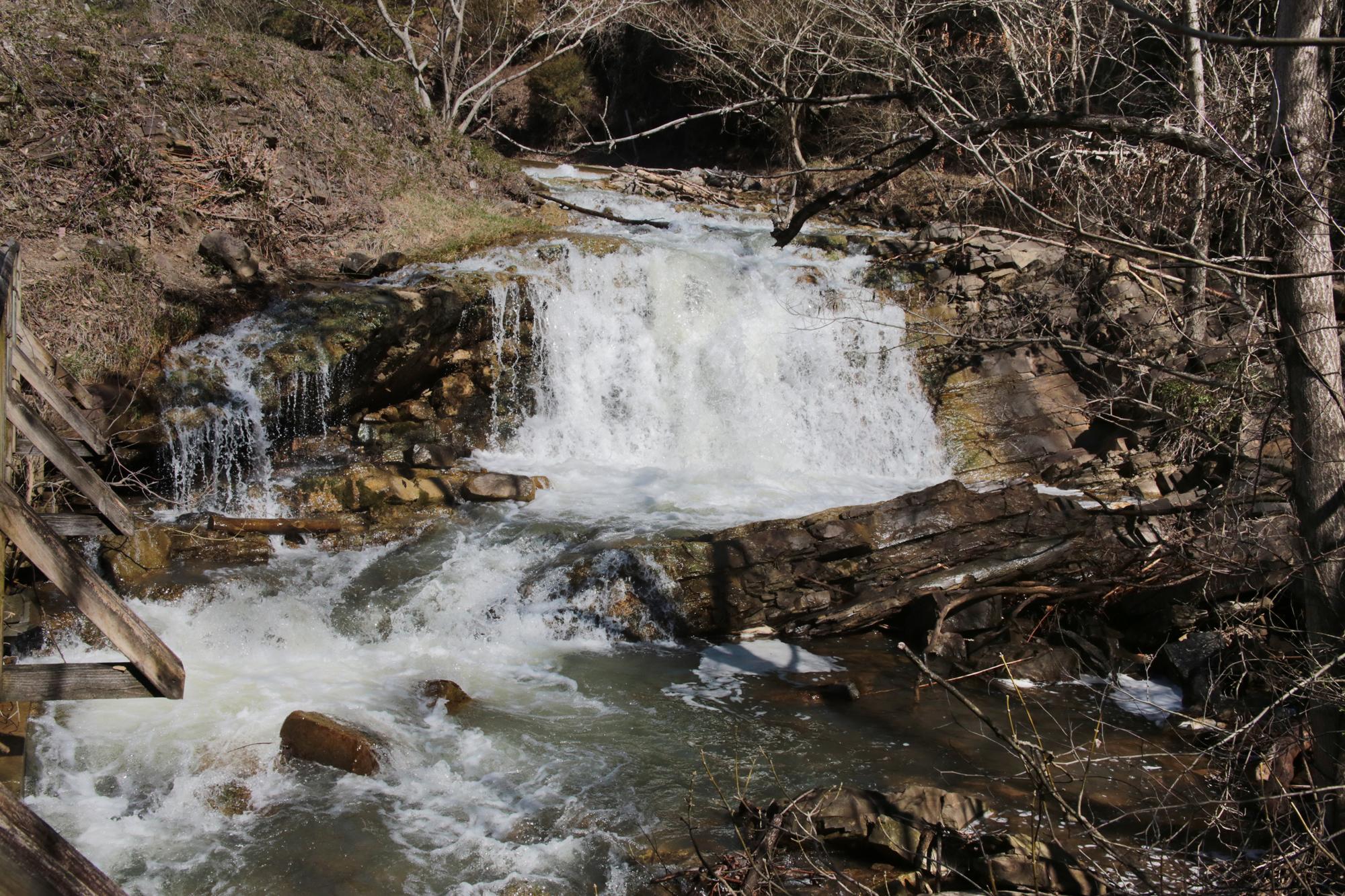 Easy Tennessee Waterfall Hikes – Southeast Waterfall & Hiking Guide