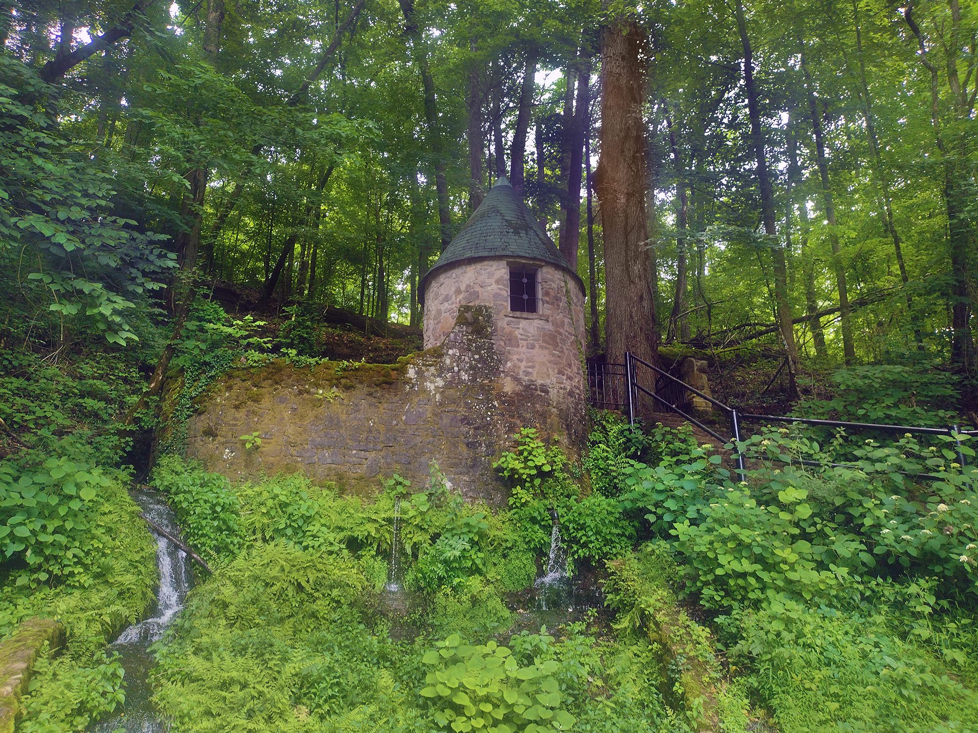 Rock Island State Park – Southeast Waterfall & Hiking Guide